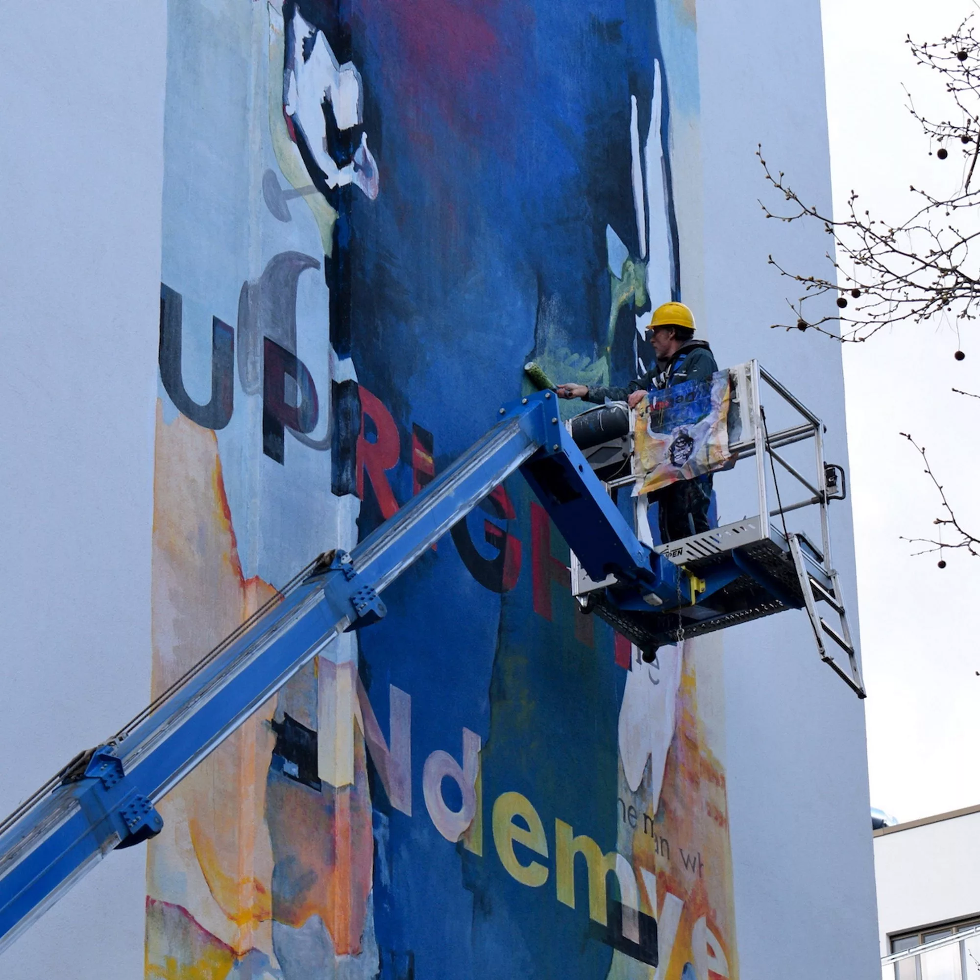 Debout.Be, street art in memory of the victims of the genocide in ...