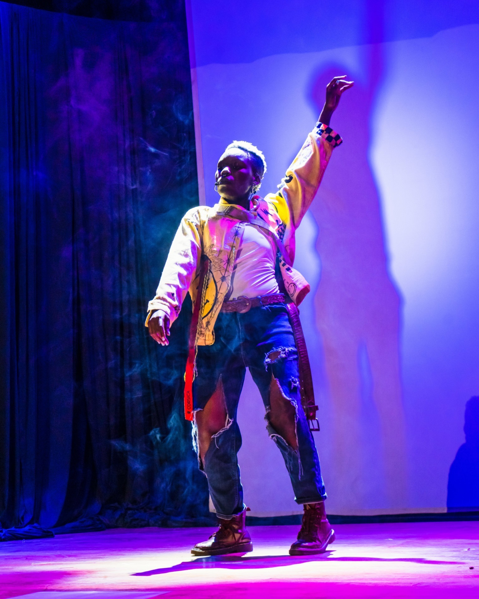 Creatives Garage présente "BLOOMS IN THE DARK: A SHOW WITH THE ...