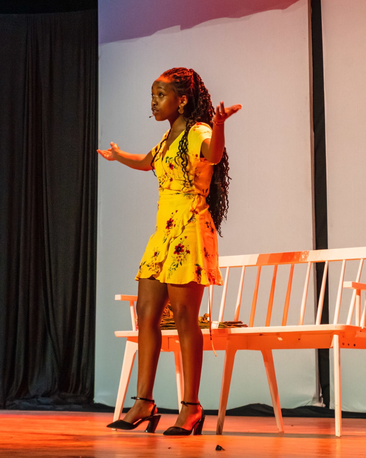 Creatives Garage présente "BLOOMS IN THE DARK: A SHOW WITH THE ...